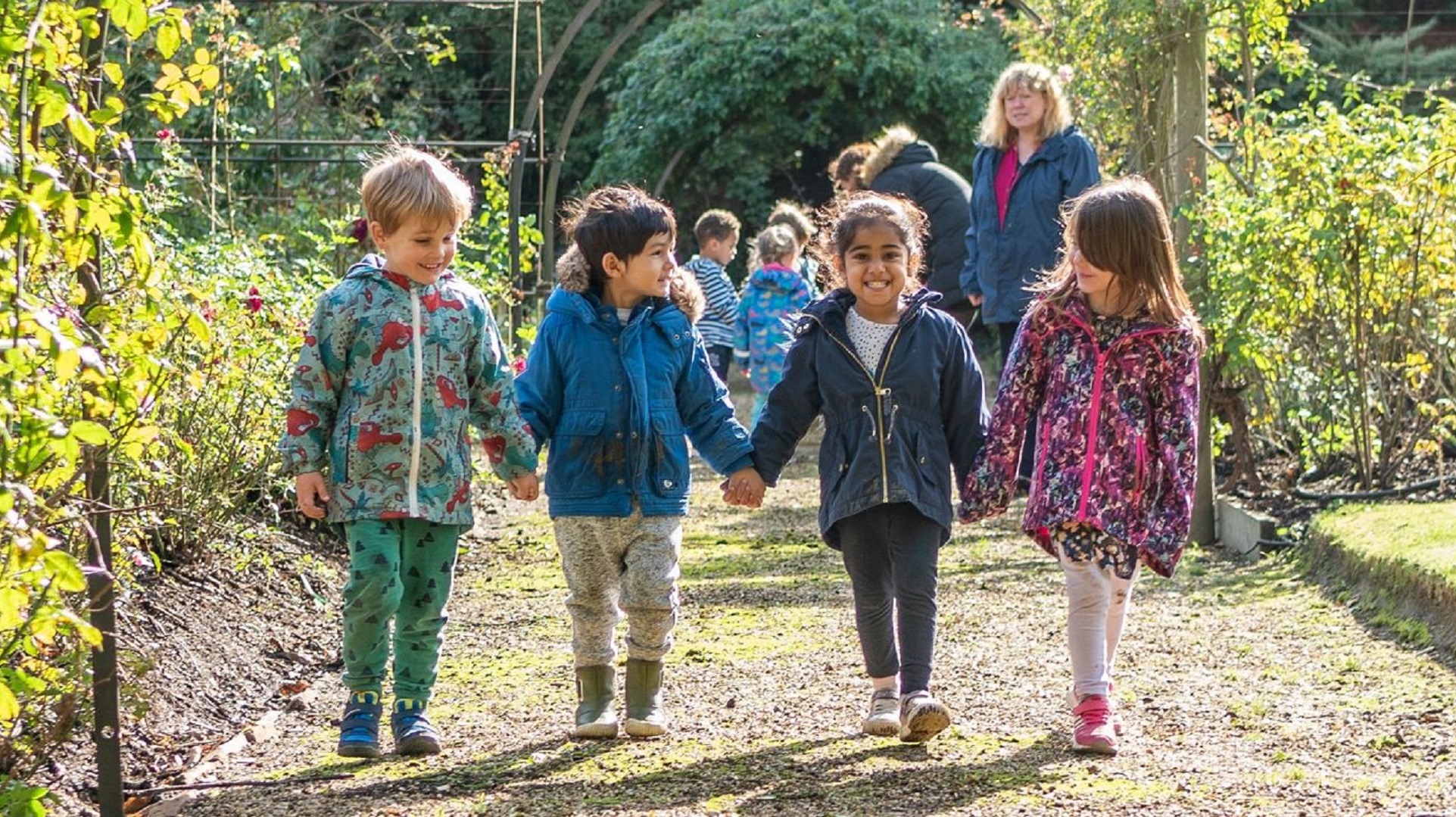 Dolphin School | Private Co-Ed Nursery & School in Wokingham